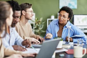 How Does Teamwork Affect Productivity? - EARLY